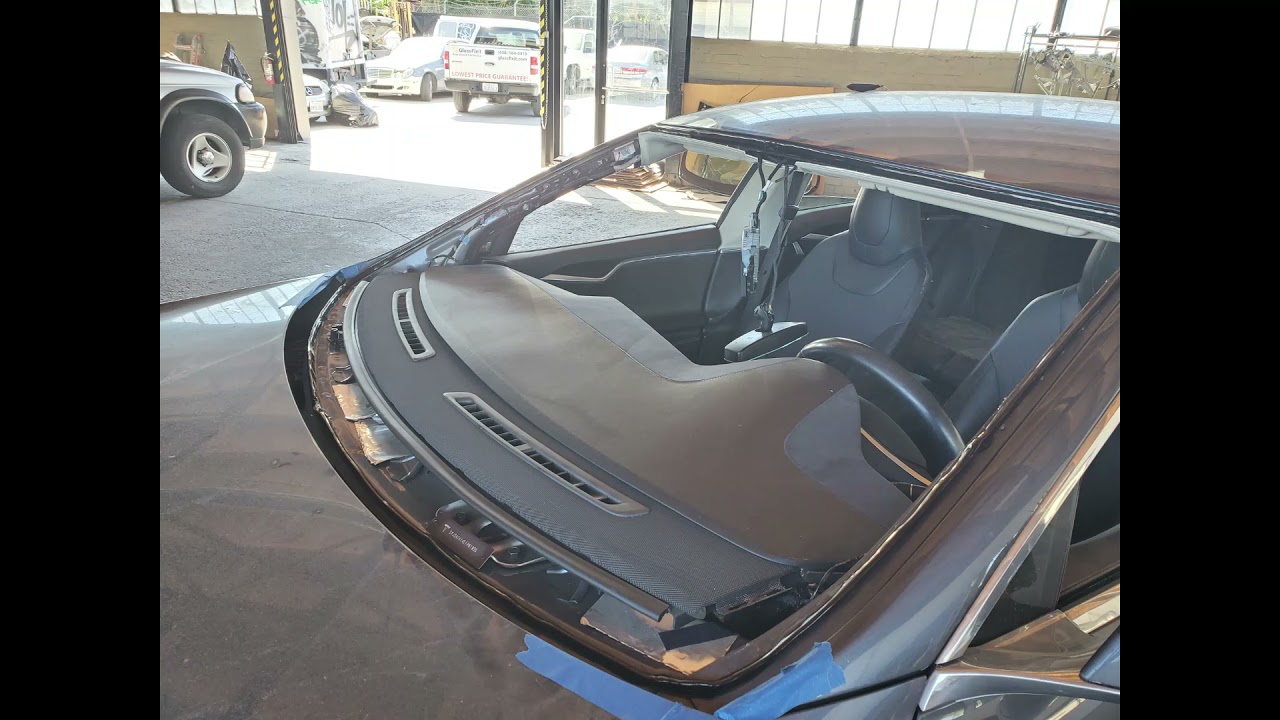 Tesla S Windshield Replacement and Recalibration - YouTube