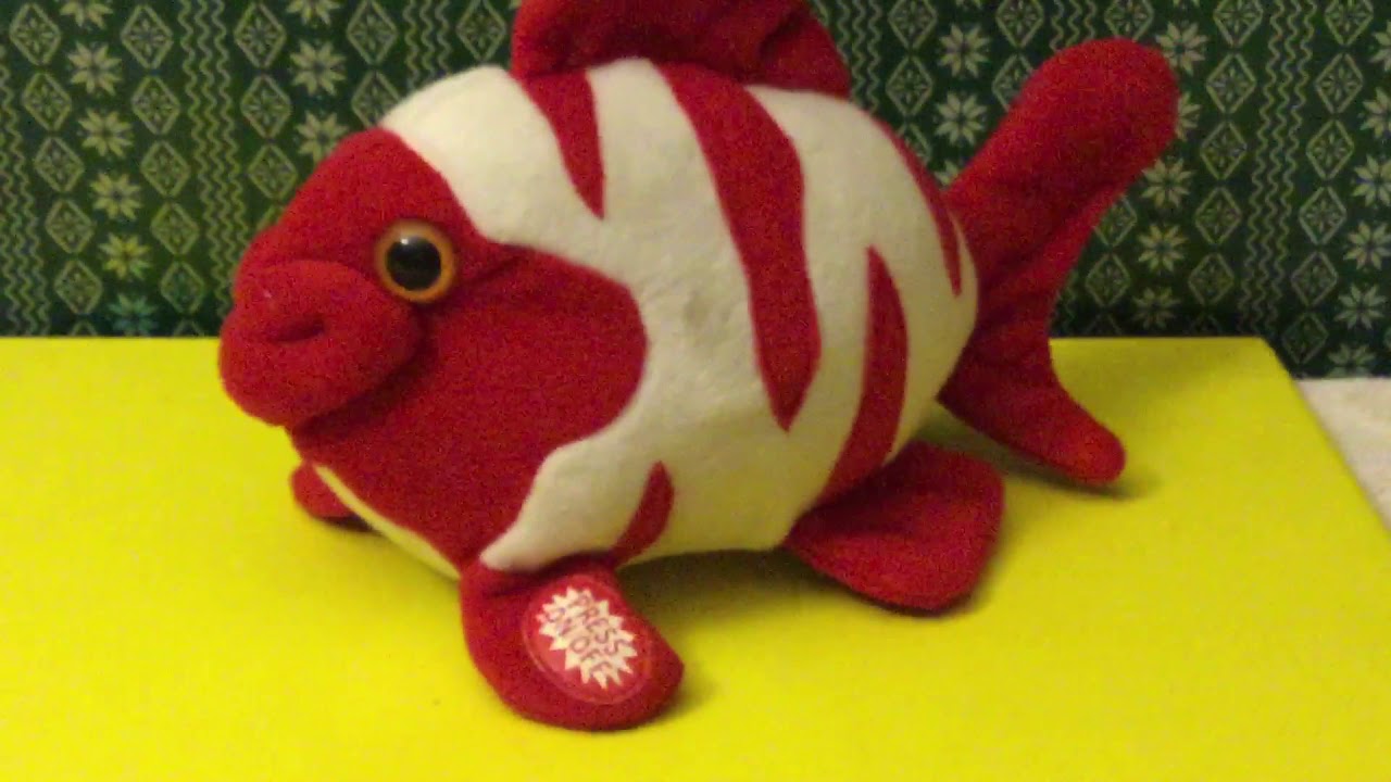 Animated Fish “Hook on a feeling” - YouTube