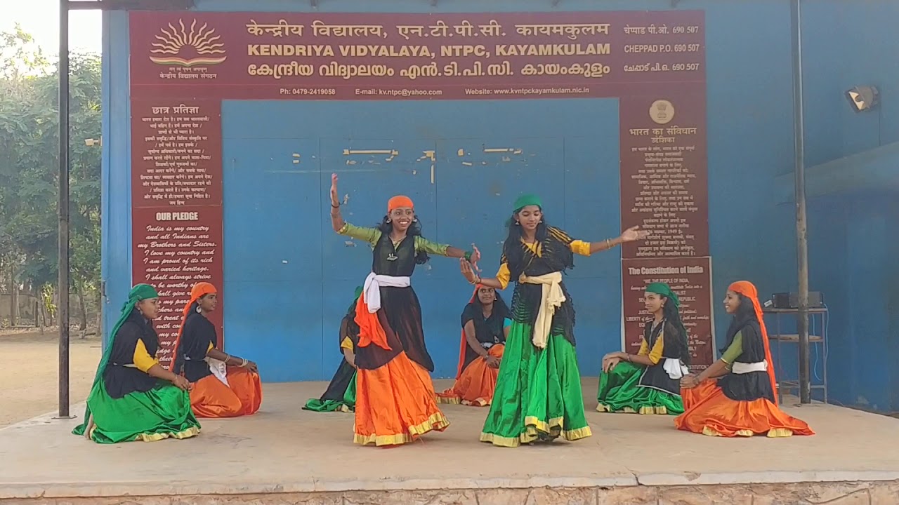 HIMACHALI GROUP DANCE BY KV NTPC KAYAMKULAM - YouTube