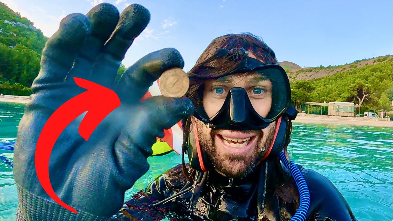 Amazing Treasure Hunting! Found valuable lost Jewelry Underwater - YouTube