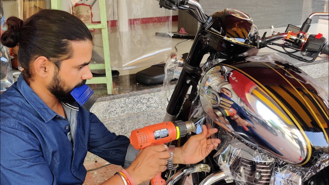 Jawa Classic 300 Lamination | Jawa Modification | Vwraps Sikar | - YouTube