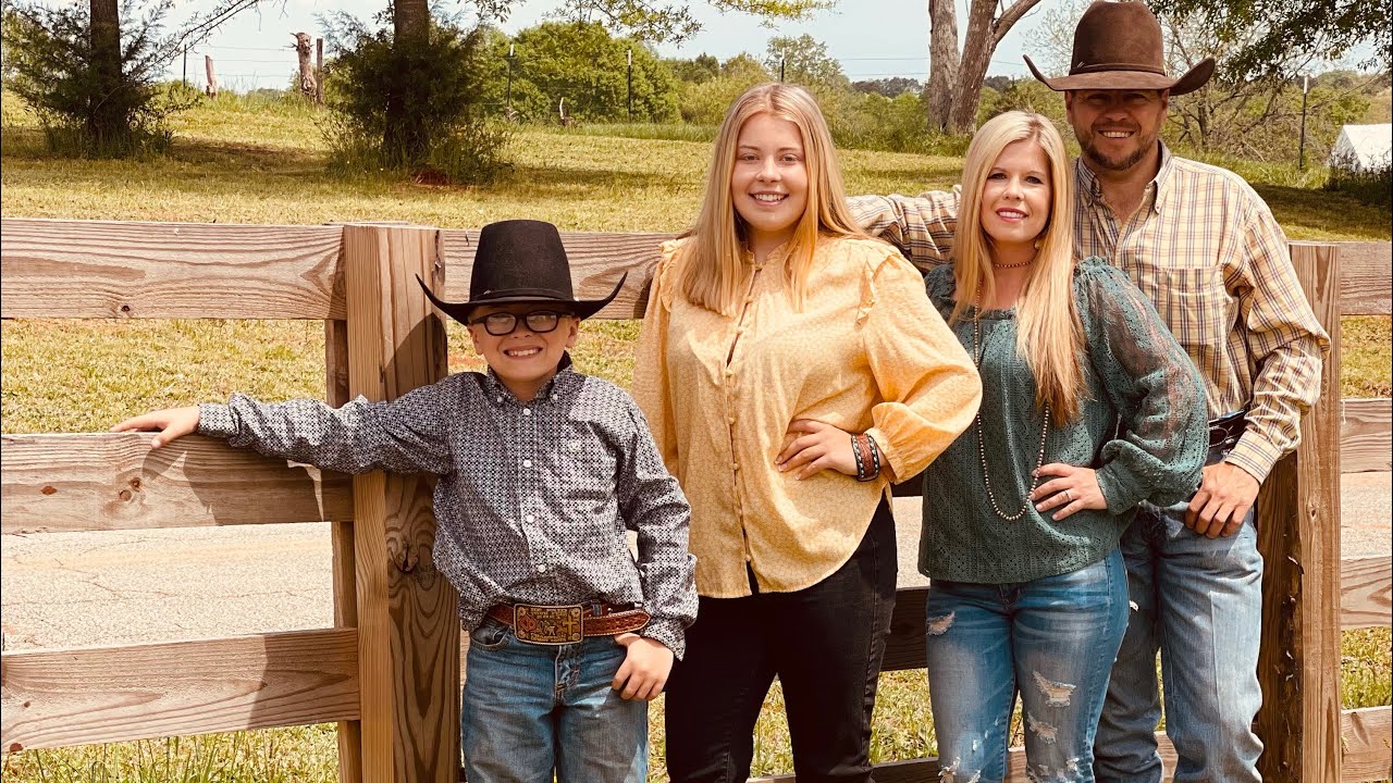 Morgan Family Rodeoing 1 “They are getting it done” - YouTube