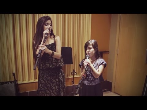 Julinha Durú e Sofia Oliveira - Blá Blá Blá (cover Anitta)