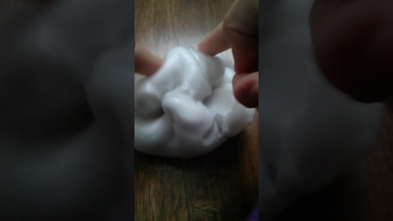 My first slime! - YouTube