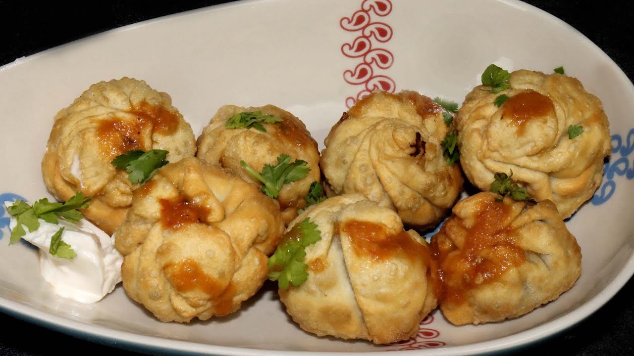 Veg Momos Recipe | How To Make Momo | Steamed Momo | How to Fold Momo ...