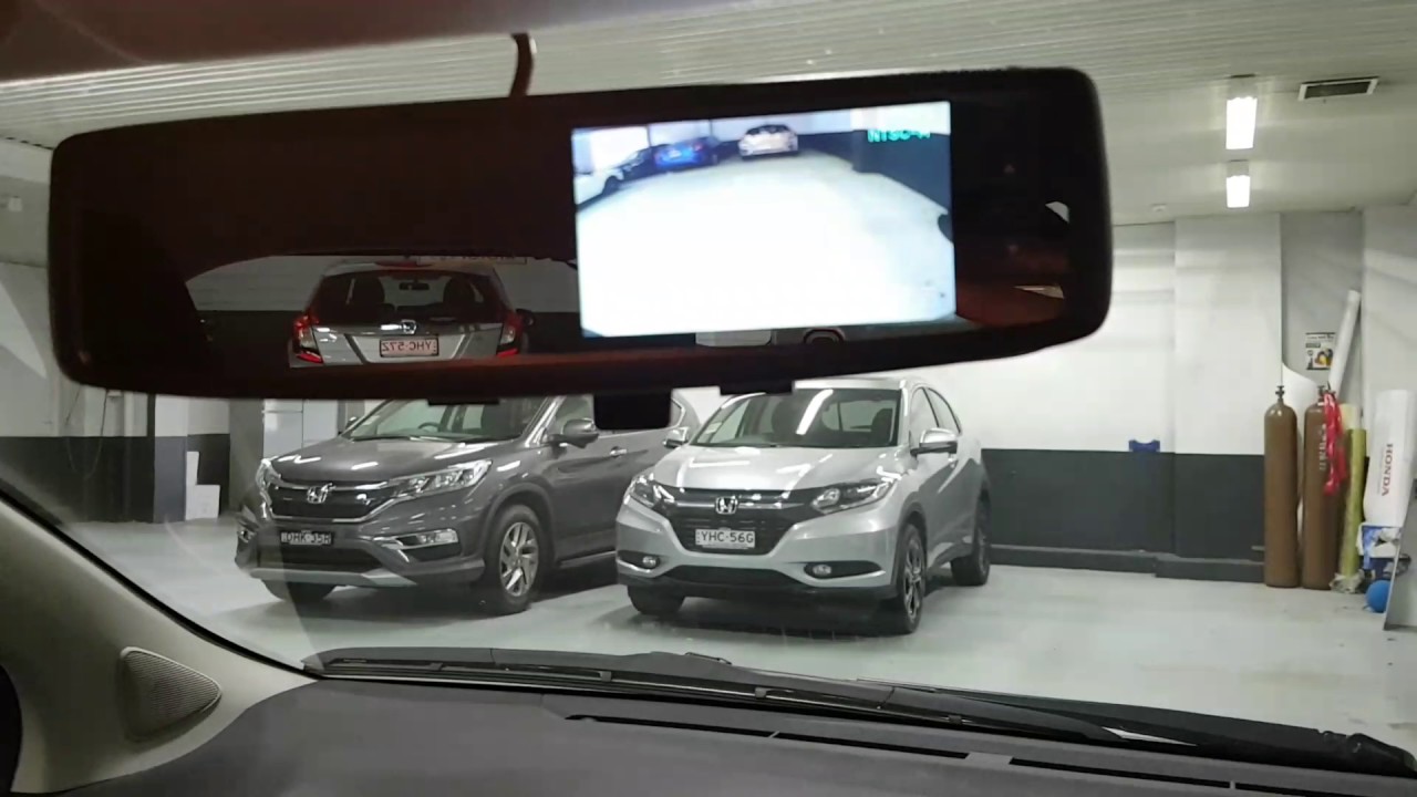 Toyota yaris mirror monitor reverse camera - YouTube