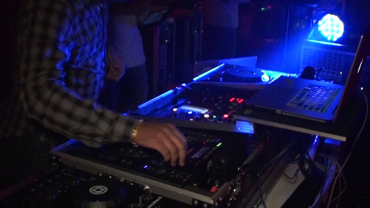 Supa J & VIBE 103 FM present THE WINTER RAVE - Aftermovie - YouTube
