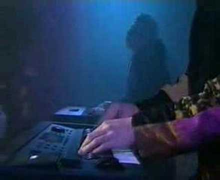 ROB 'N' RAZ - in command (live at sverige toppen sweden) - YouTube
