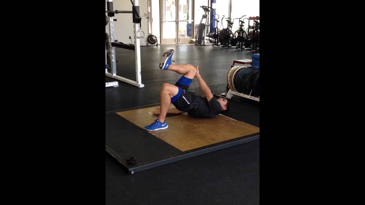 Body Weight Single Leg Hip Bridge + Contralateral Hip Flexor Iso - YouTube