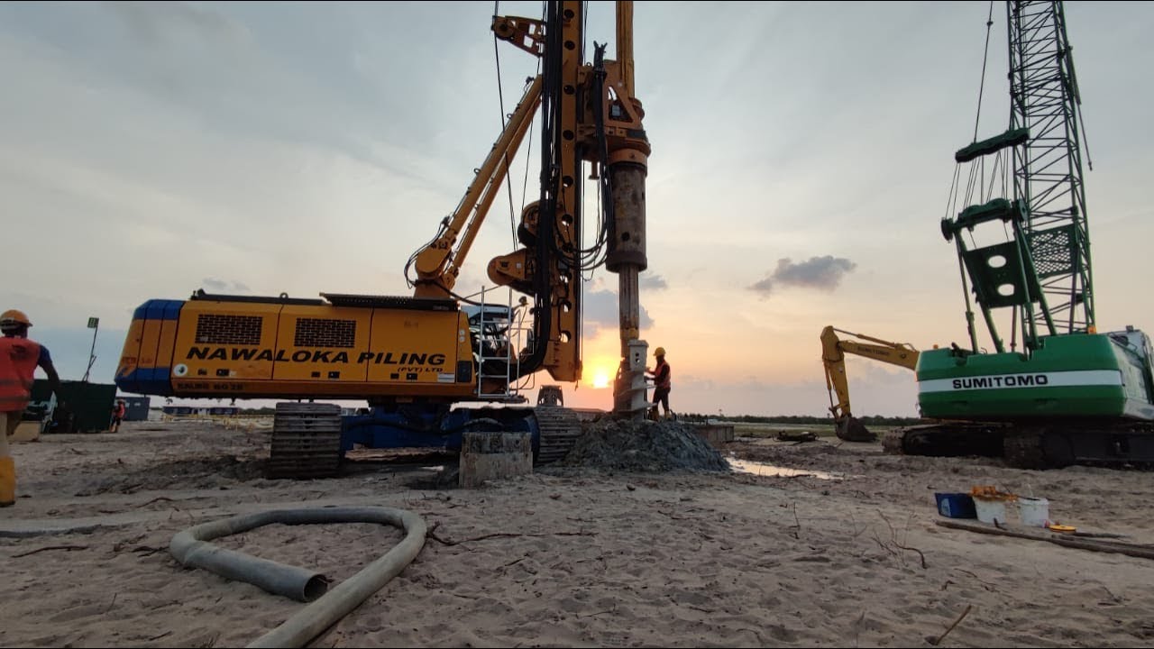 Secant Pile Flushing, Bentonite Removing from Bore hole, shoring and ...