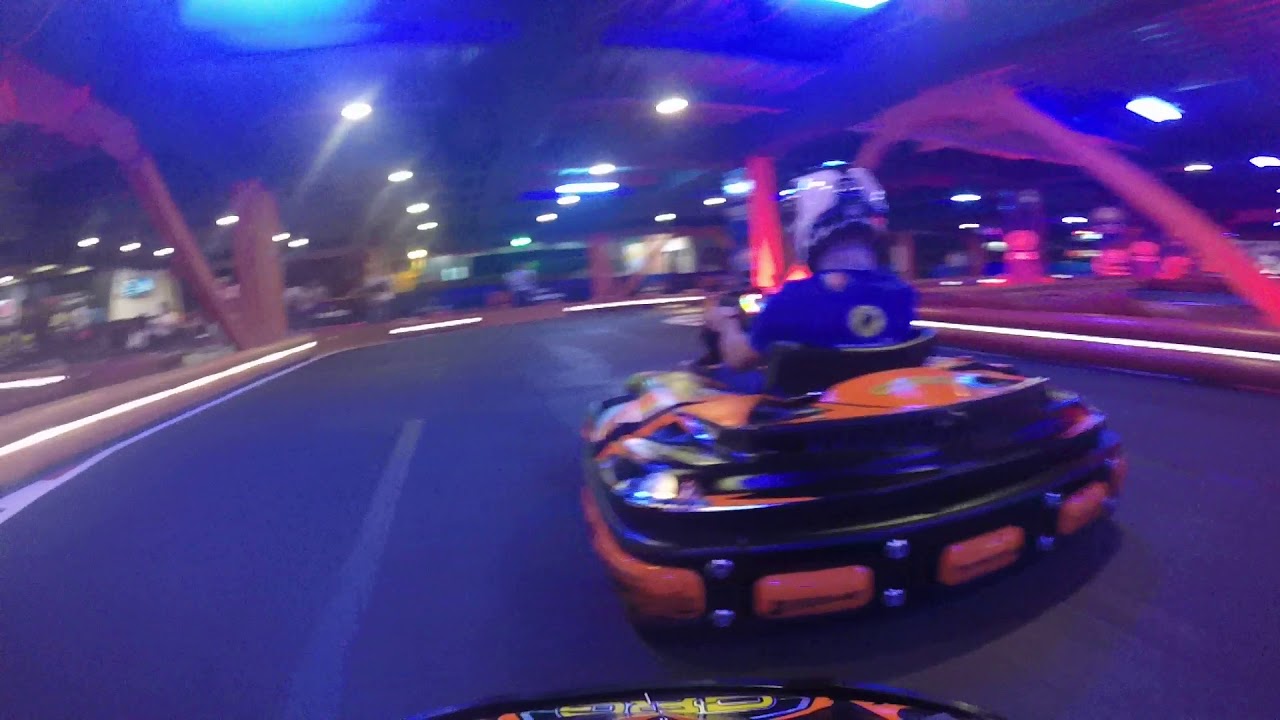 SK Super Karts Cali Unicentro - YouTube