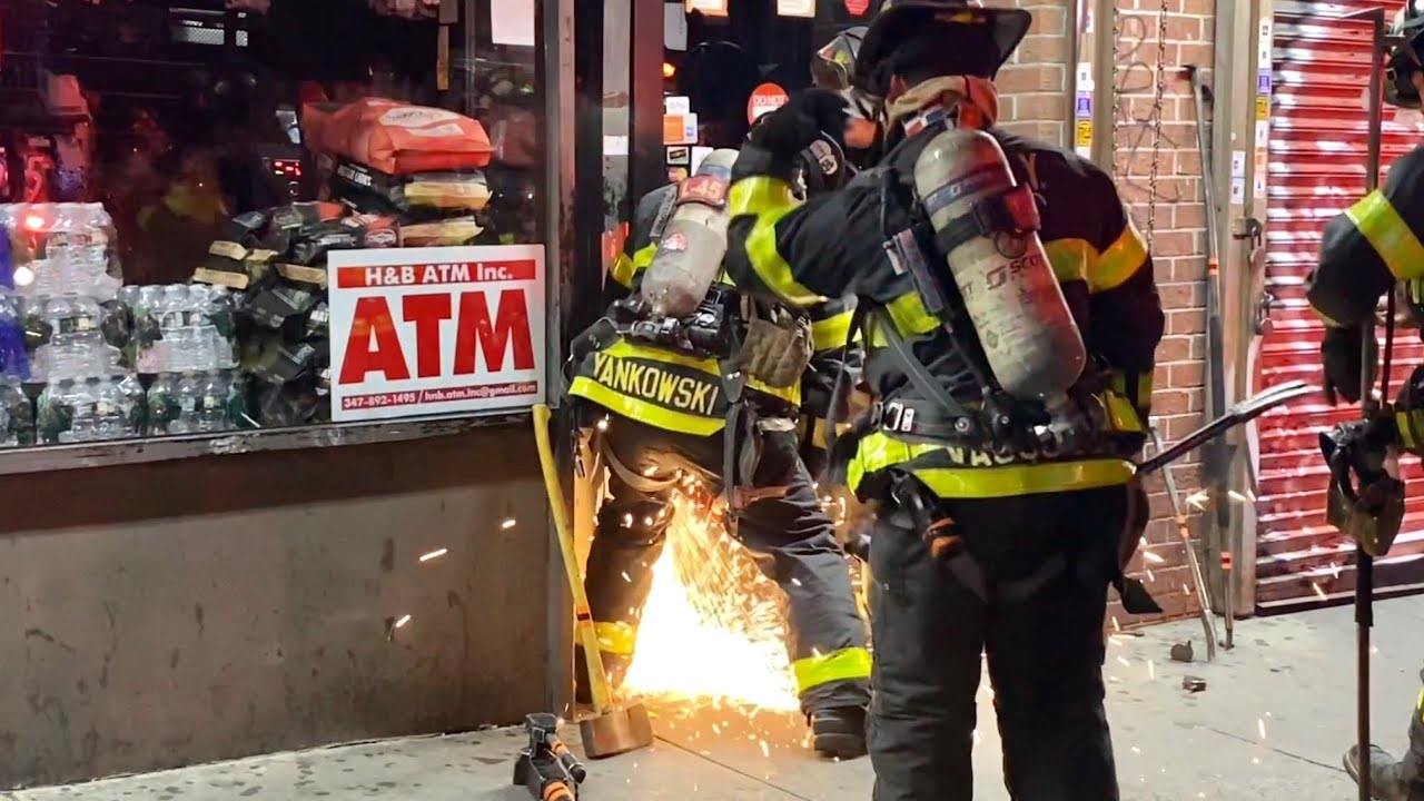 FDNY Manhattan Small Fire Box 1775 Fire on the Roof caused by Fire ...