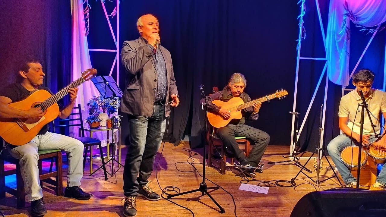 La historia de un amor de Carlos Eleta Almarán - YouTube