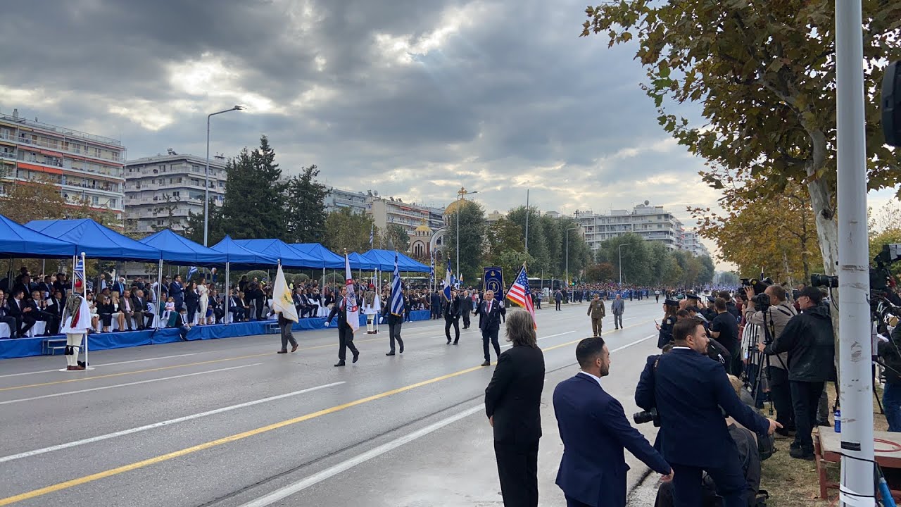 Στρατιωτική παρέλαση Θεσσαλονίκη 28η Οκτωβρίου 2022 - YouTube