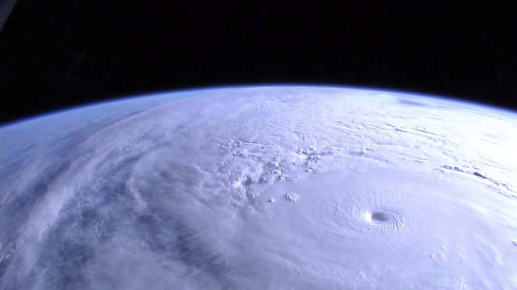 Hurricane Vance Captured By Space Station's Earth View Cam | Video ...