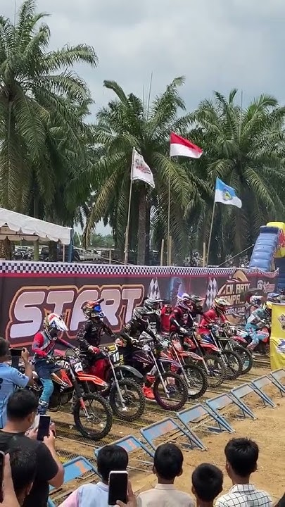 M ATHAR DI GRASSTRACK PERDAGANGAN PUNYA CERITA | GRASSTRACK INDONESIA - YouTube