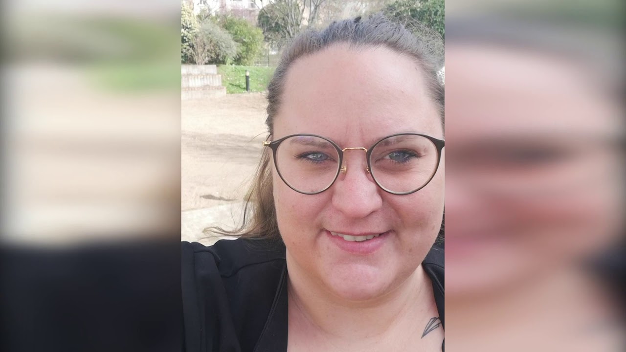30 ans SARAH QUEEN B - YouTube