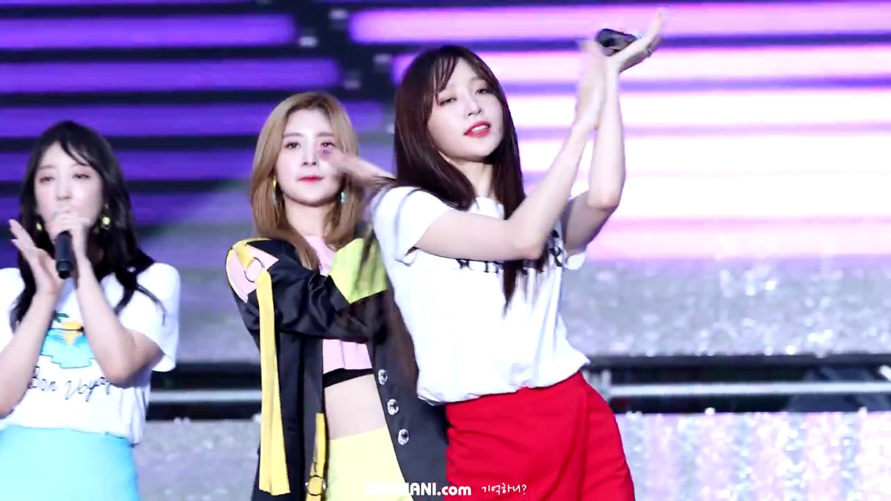 Fancam Hani HOT PINK 190817 EXID - YouTube