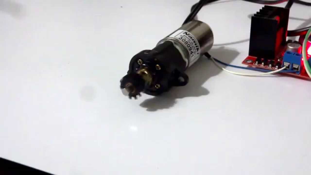 PWM TivaC launchpad - YouTube