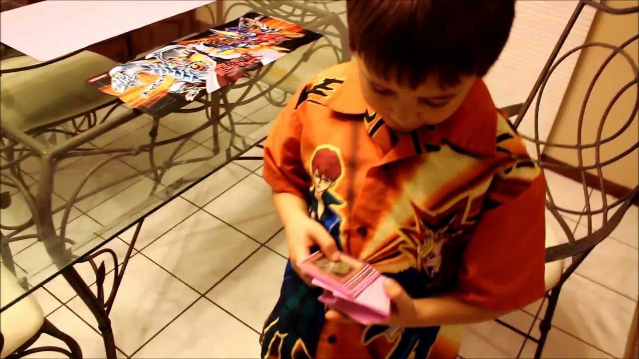 ~ Yugioh CC ~ Teaching Kids How To Play Yugioh - YouTube