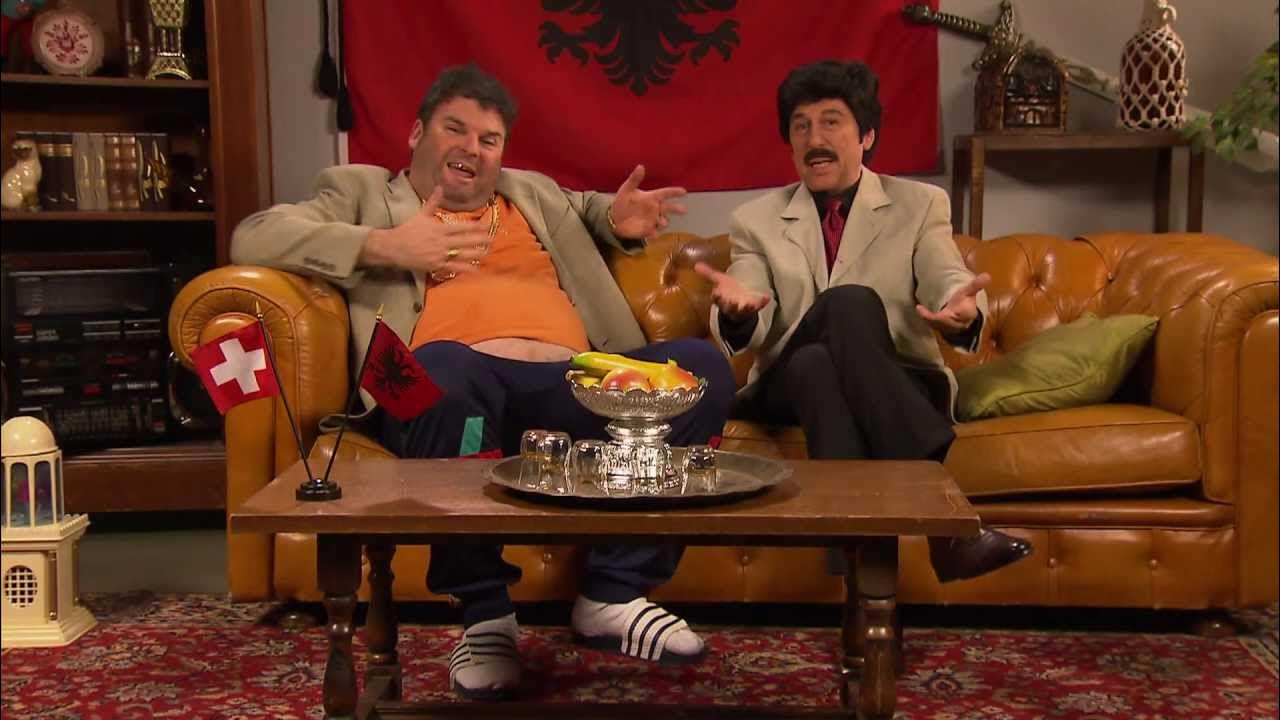 Mergim Muzzafer und Gianfranco Benelli | Giacobbo / Müller | Comedy | SRF - YouTube