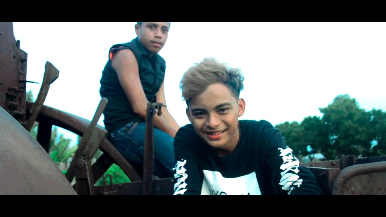 DKS FAMILY_Say Hello - YouTube