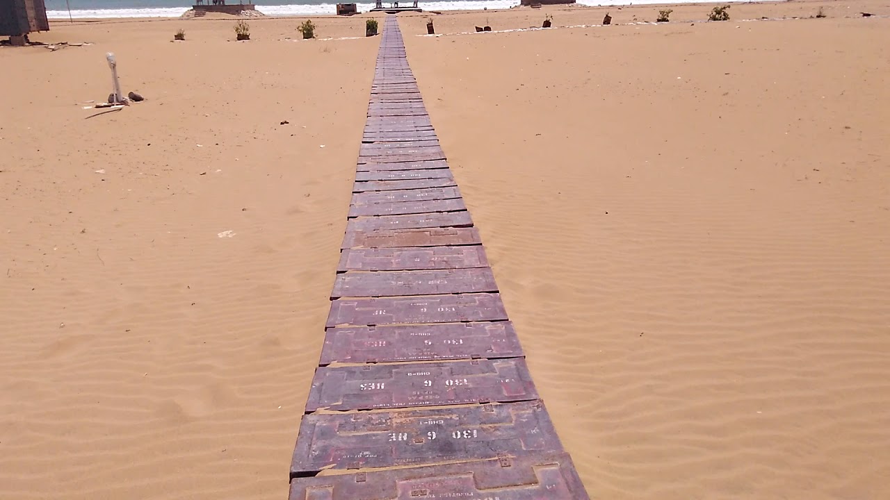 Sonmiani Beach Karachi | Trekking - YouTube
