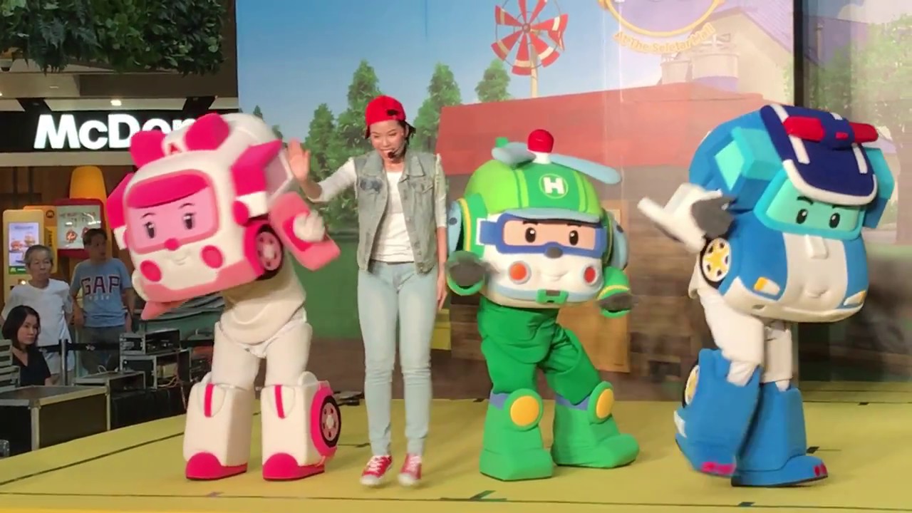 Robocar Poli (로보카 폴리) & Friends (Helly & Amber) In Action at The ...
