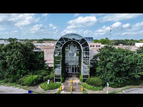 Inside a Forgotten 2000s Mall Left Completely Untouched