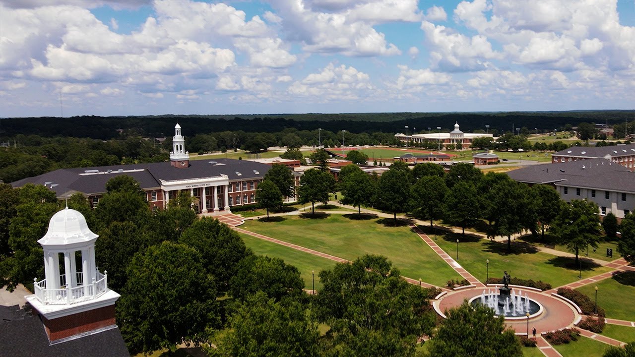 Tour Troy University