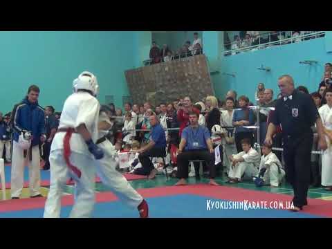 Кубок Украины по киокушин карате IKO1   Козлова Юлия Скоморохова