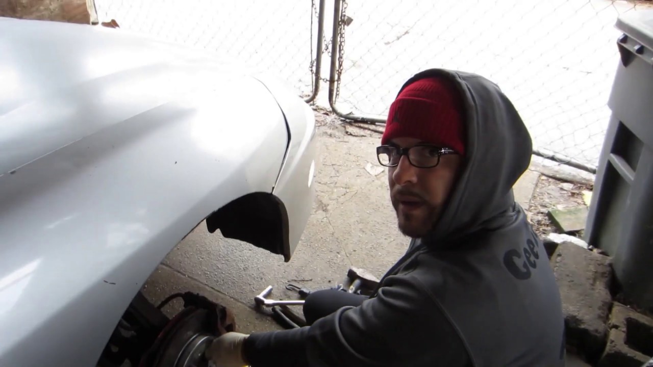 Integra steering knuckle replacement. - YouTube