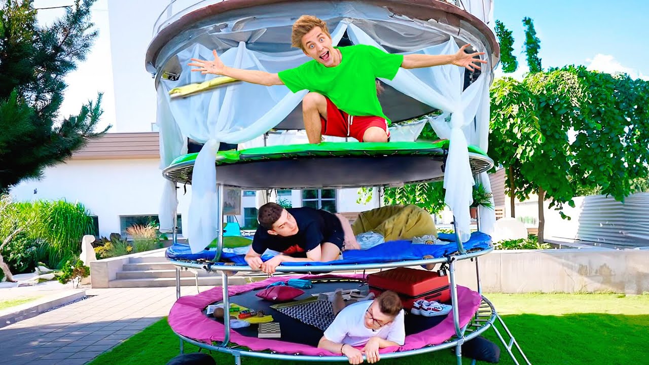 LAST TO LEAVE TRAMPOLINE TOWER WINS Challenge ! - YouTube