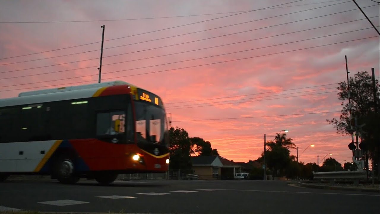 Torrens Transit Scania K280UB “Custom Coaches CB80 1938 passing Taperoo ...