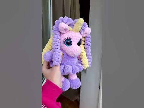 Красивая очень 😍 Вязаная единорожка // МК на канале есть 🤗 - YouTube