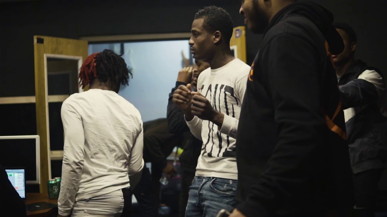 Zah sosaa in studio performance shot by (skeezydashoota) - YouTube