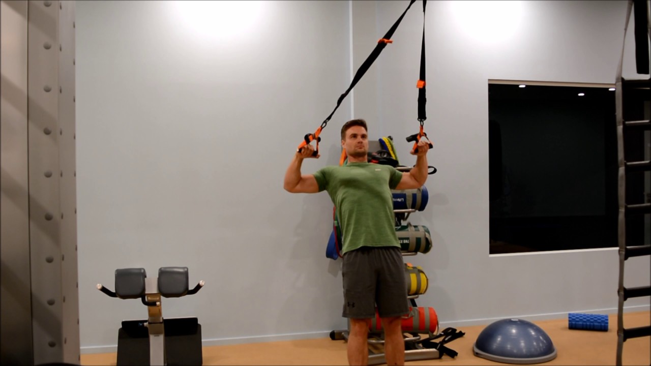TRX Shoulder pull - YouTube
