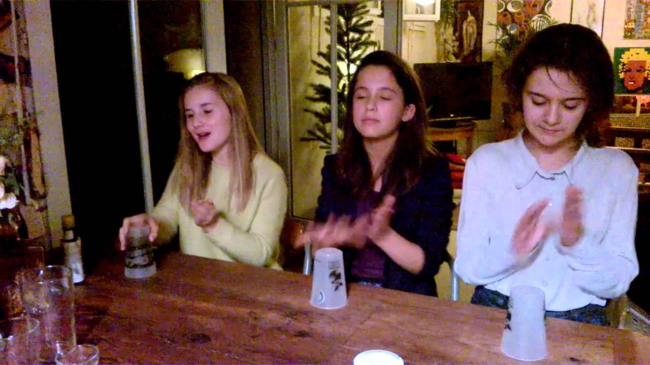 anna kendrick - cups songs par les cup singer's - YouTube