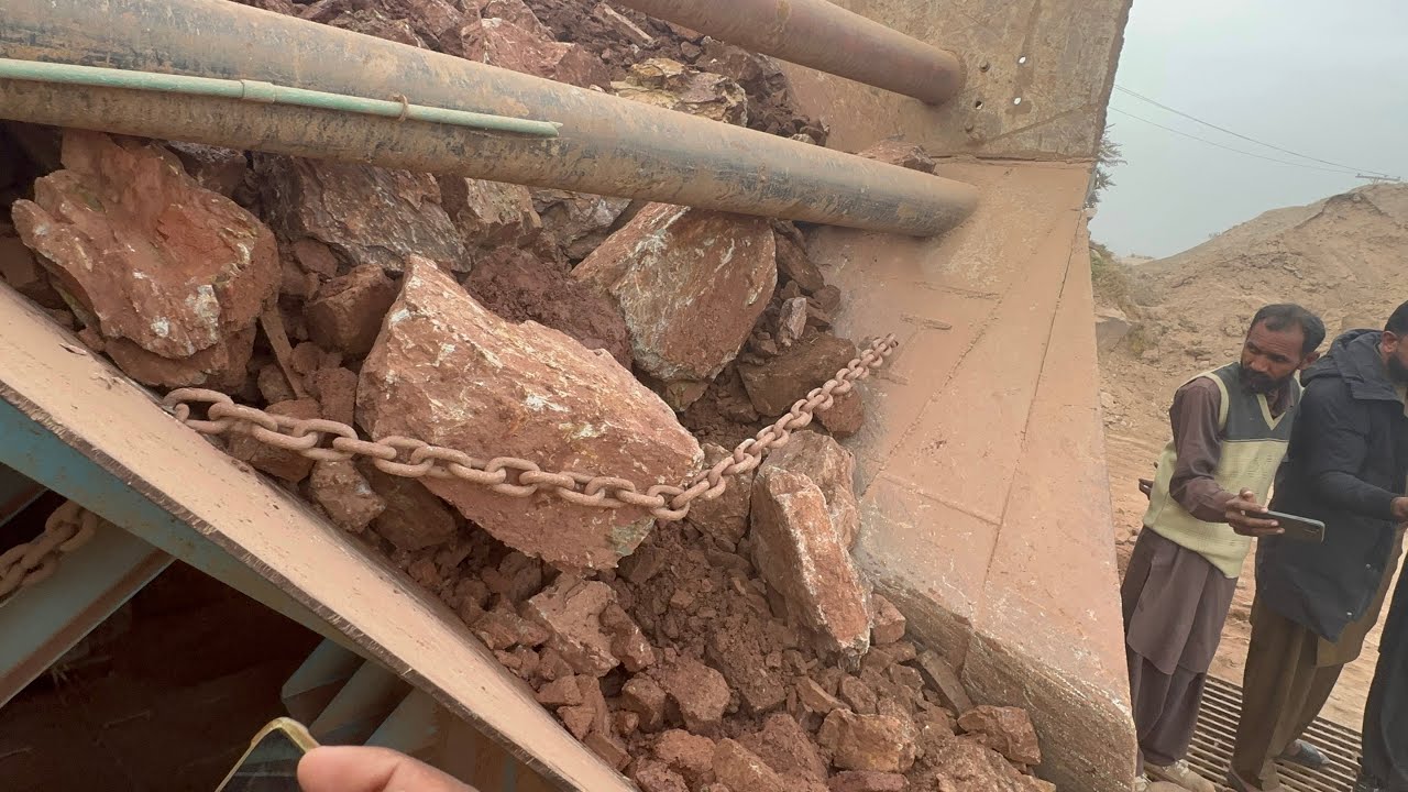 Unstoppable Power! Massive Stone Crushing Action | Heavy Machinery at ...