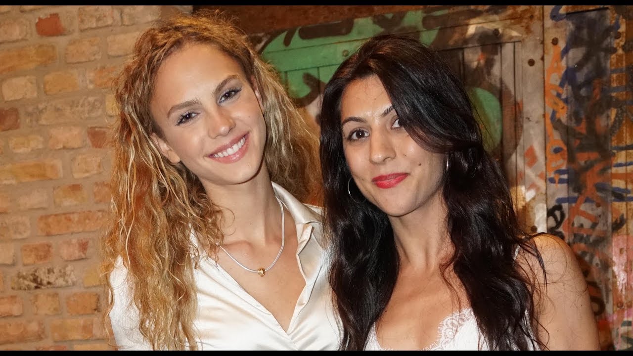 Interview Simone "Simi" Kowalski bei den Fashion Week Finals im ...