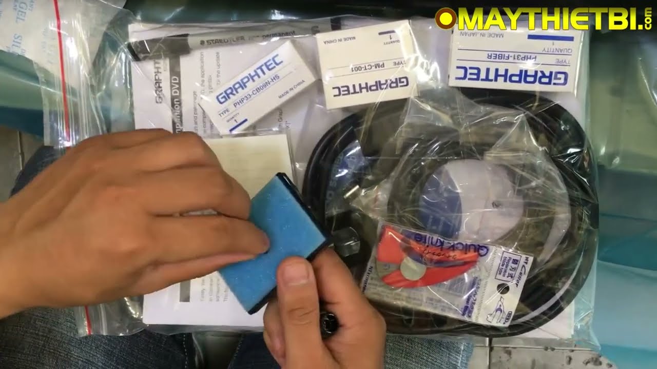 Hướng dẫn cách thay lưỡi dao và lắp trụ dao máy cắt decal Mimaki, Graphtec - YouTube