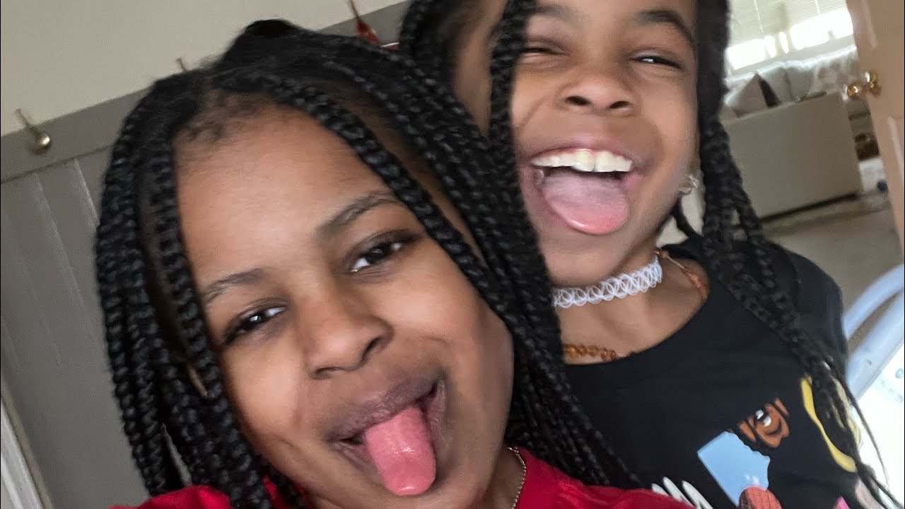 Smart sisters ️ - YouTube