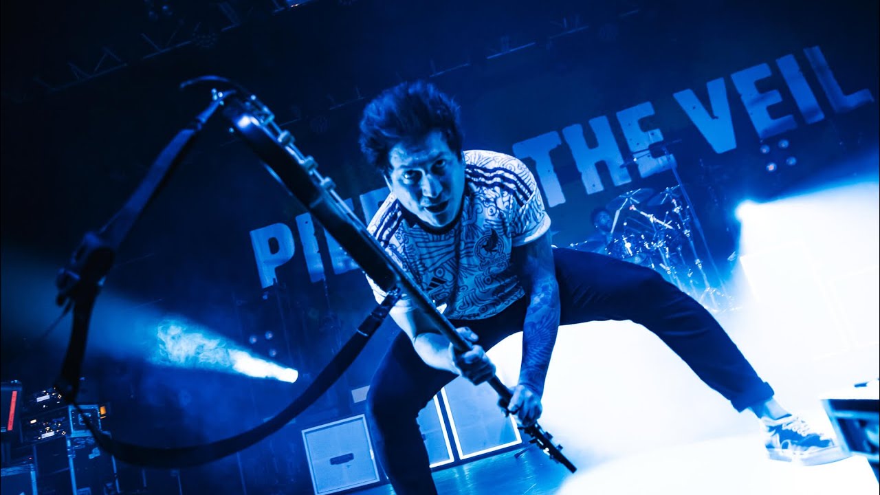 Pierce The Veil Live - The Creative Control Tour - YouTube