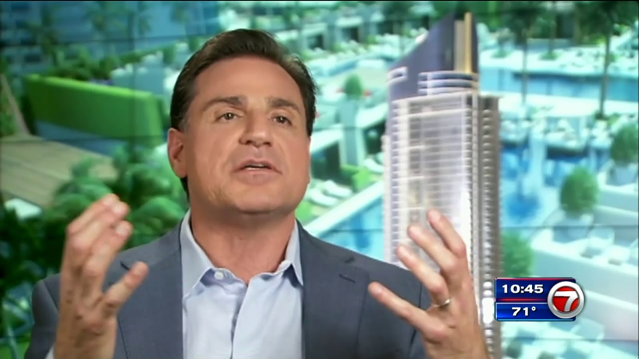 WSVN 7News Miami | PARAMOUNT MWC Skyport - YouTube