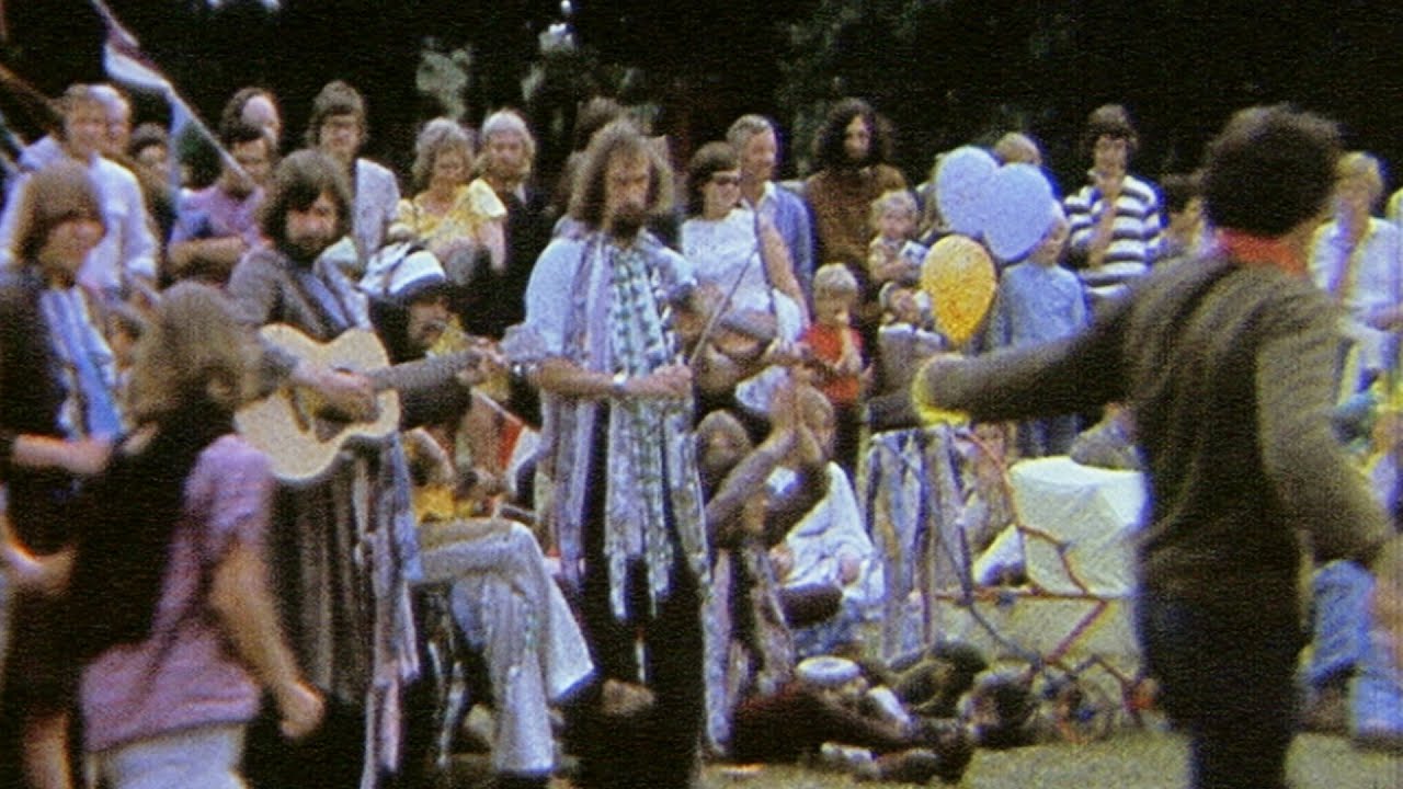Barsham Faire (1974) | Britain on Film - YouTube