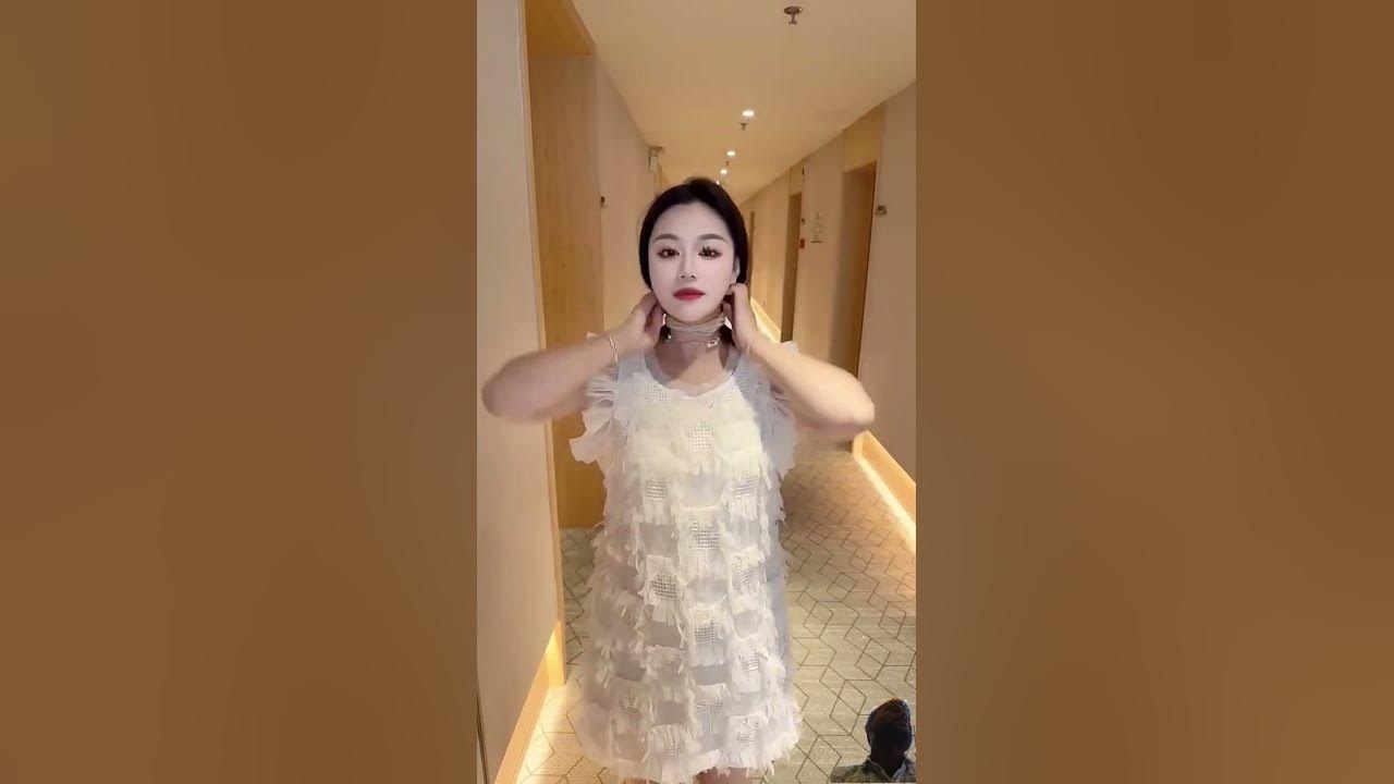 beautiful corean girl #beautupar #beautysecrets #realbeautysecrets #wigs #dress #salonsecret ...