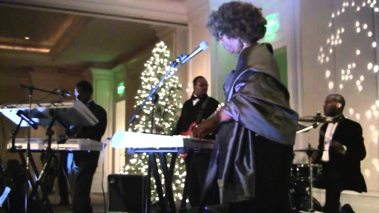 Back In Love Again - Live version by Alan and Lita Blake (The Blake ...