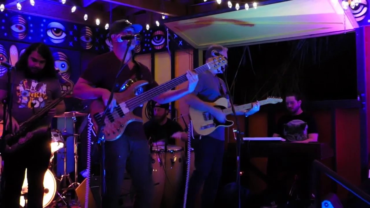 +Flyjack at the #Far_Out! #Wild_Austin_funk - YouTube