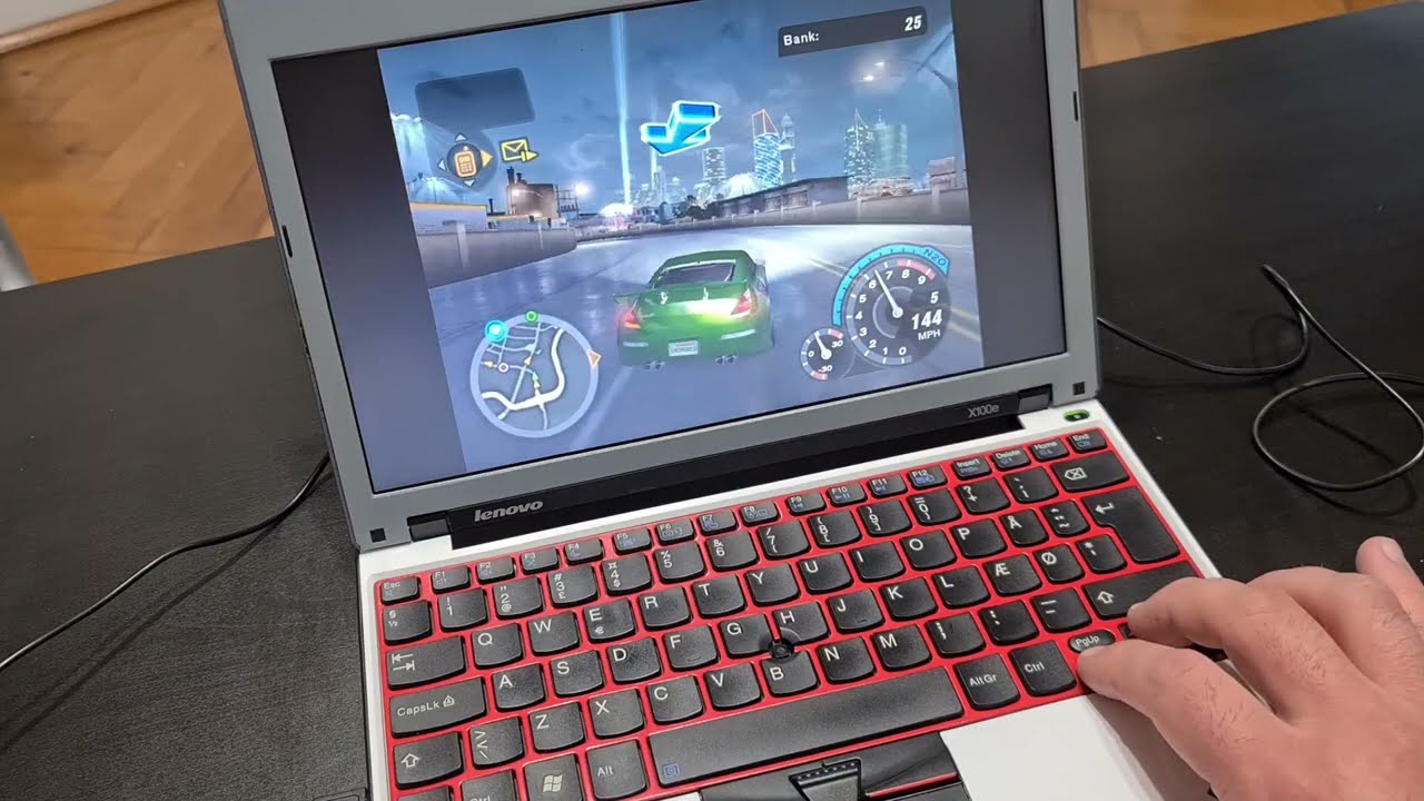 lenovo Thinkpad x100e - Restore and custom paint + Gaming - YouTube