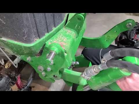 Closeup of the "NEW" HD John Deere blower, front 3 point, and 1025R ...